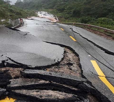 Numerical Analysis of Geogrids and Recycled Concrete Aggregate for ...